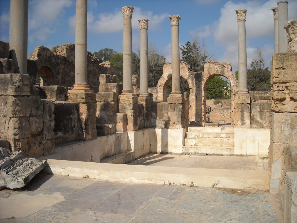 Piscina – BATH – BAlnea & THermae